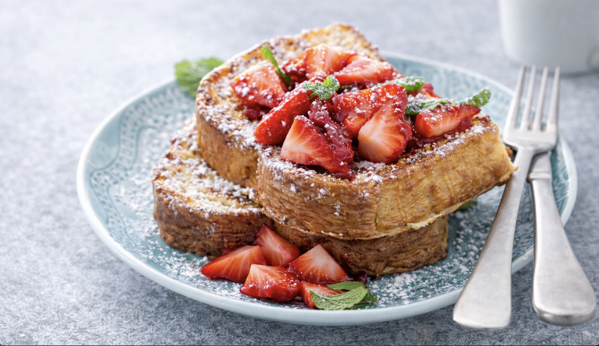 Spiked Strawberry French Toast (With Alcohol-Free Option)